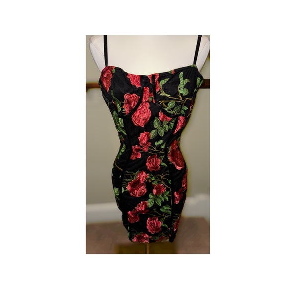 PrettyLittleThing | Dresses | Prettylittlething Littleblack Dress Wred ...